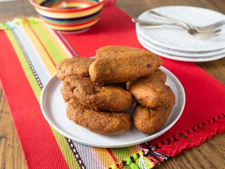Alcapurrias - Puerto Rican Fritters - Analida's Ethnic Spoon